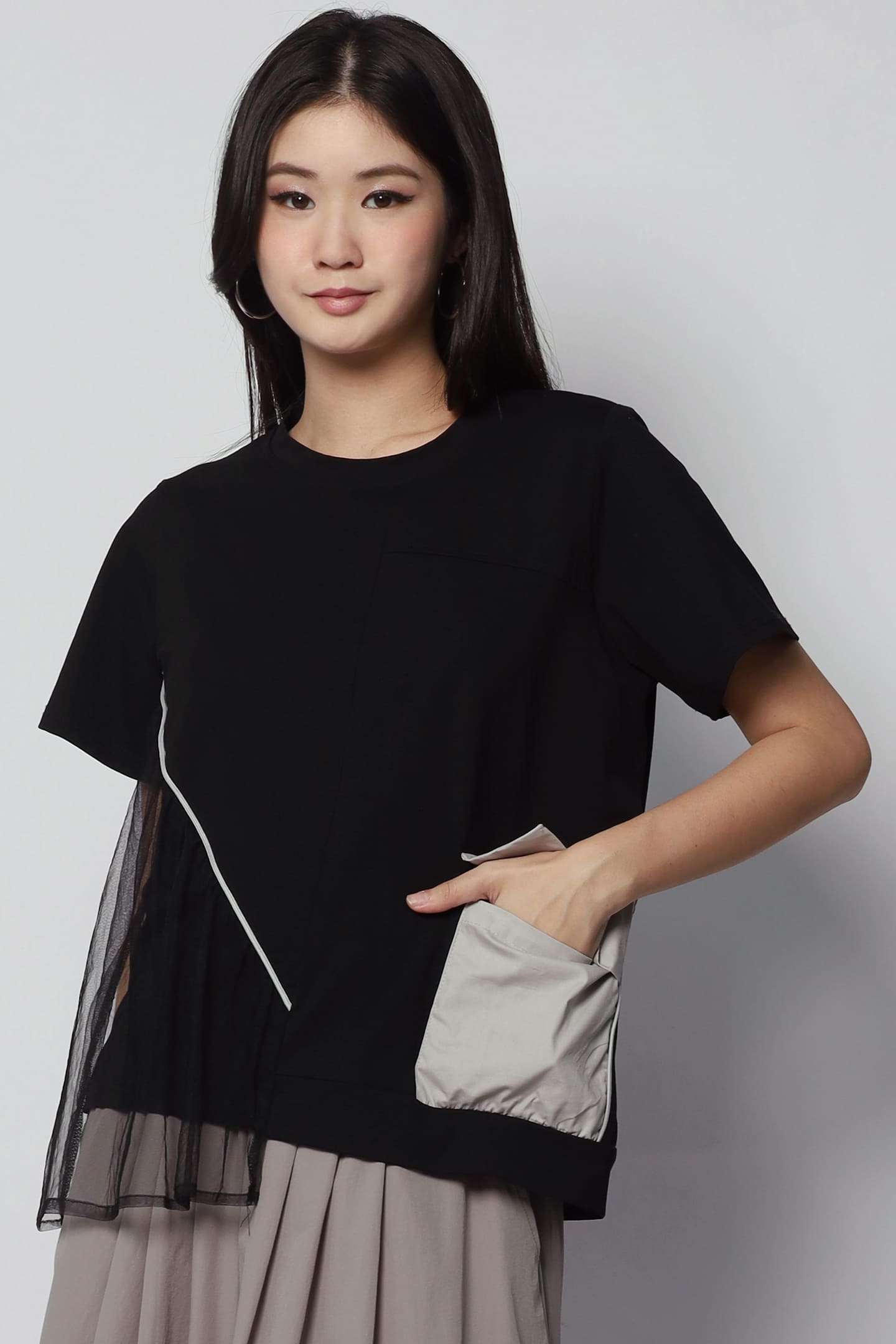 Handie Pocket Top in Black