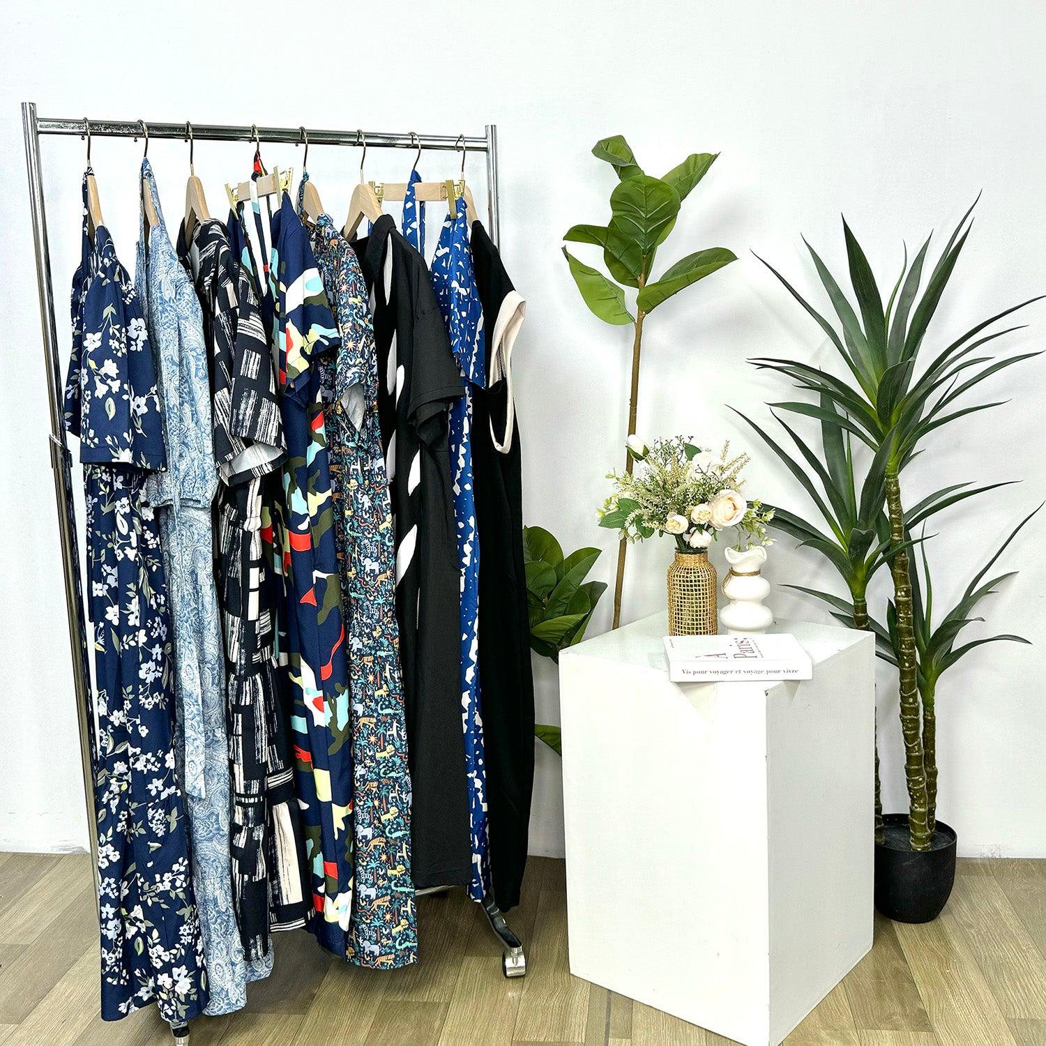 Tracyeinny | Shop One Size Online Fashion Women Wear Retail Store