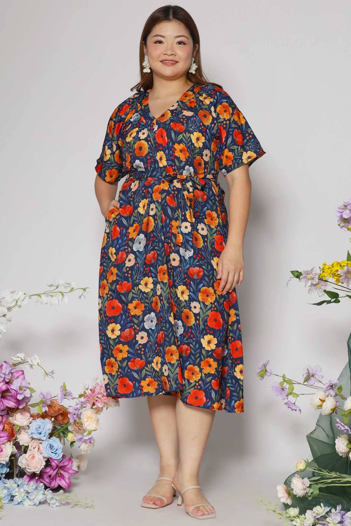 [SALE] Whitney V Dress in Vibrant Vista